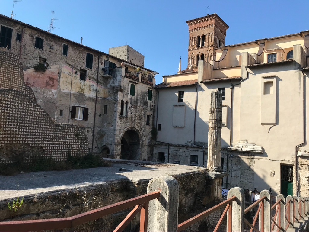 Ciclotur via Appia Antica in ebike da Borgo Faiti a Terracina | Percorsi e-bike Roma | BikeSquare