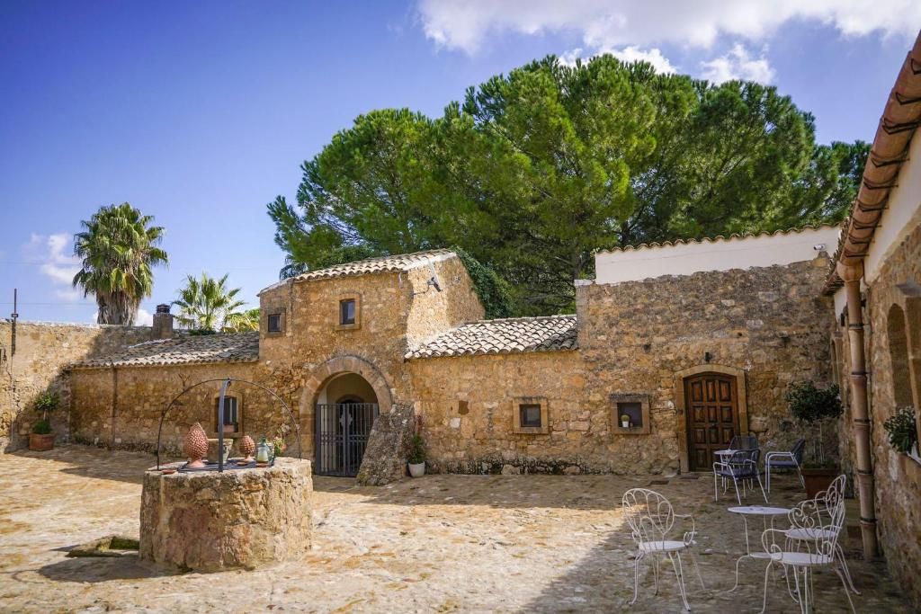 Masseria Santa Barbara - Garden Relais | Food and wine e-bike friendly Enna Caltanissetta ...