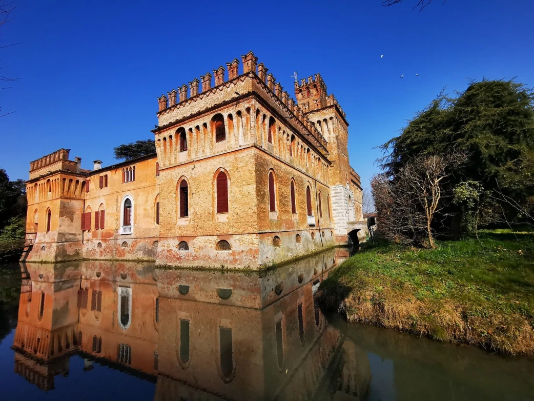 Castello di Cicognolo | Da Vedere e-bike friendly Cremona | BikeSquare